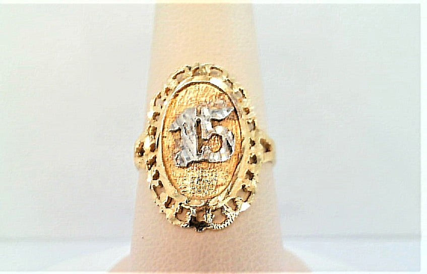 Quinceanera Oval 14 Karat Ring – Fatima's Fine Jewelry